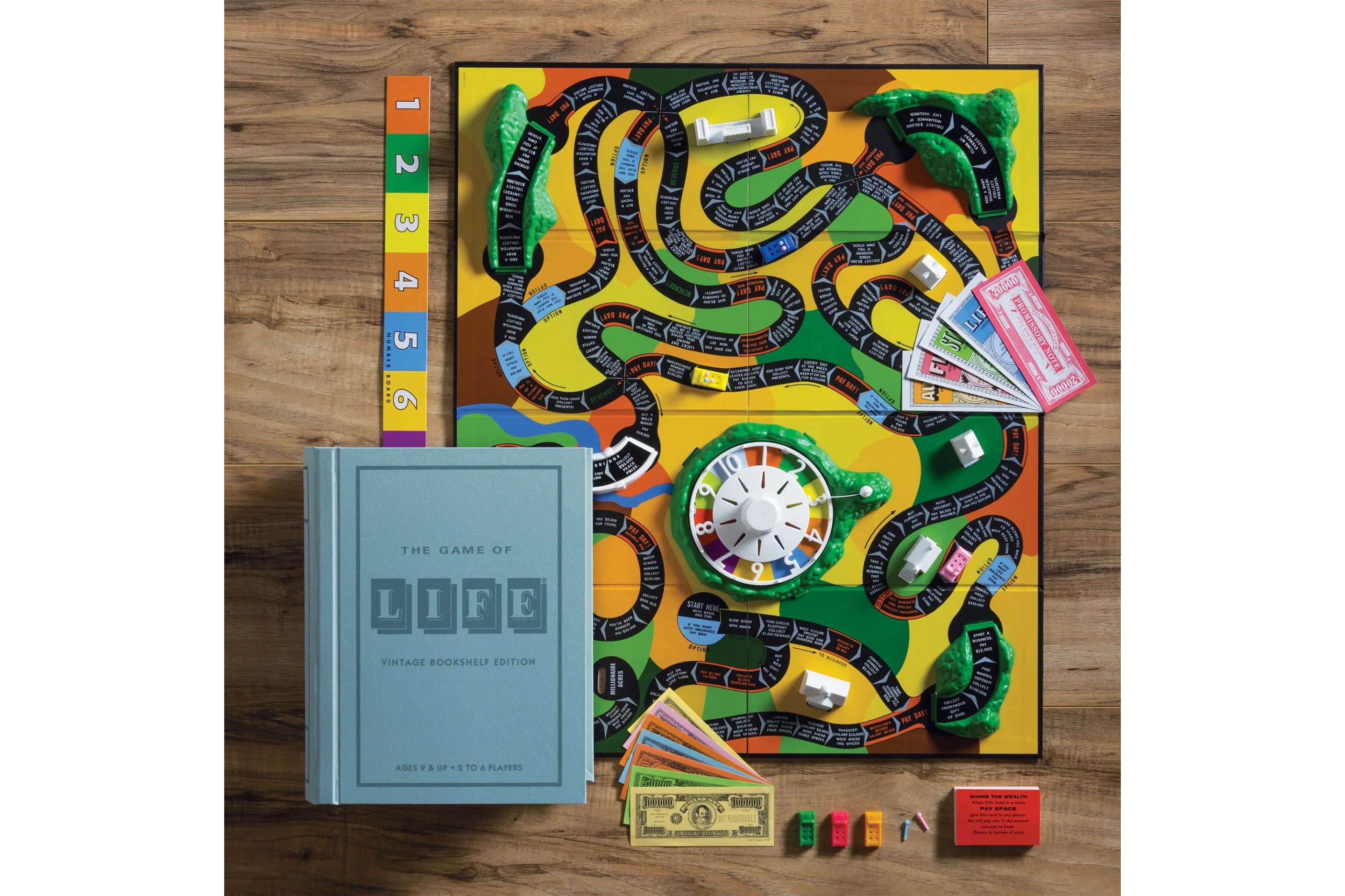 WS Game Company Vintage Bookshelf Edition - The Game of Life – Flywheel